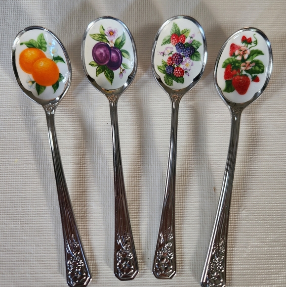 Avon | Kitchen | Avon Fruit Spoons Set Of 4 | Poshmark